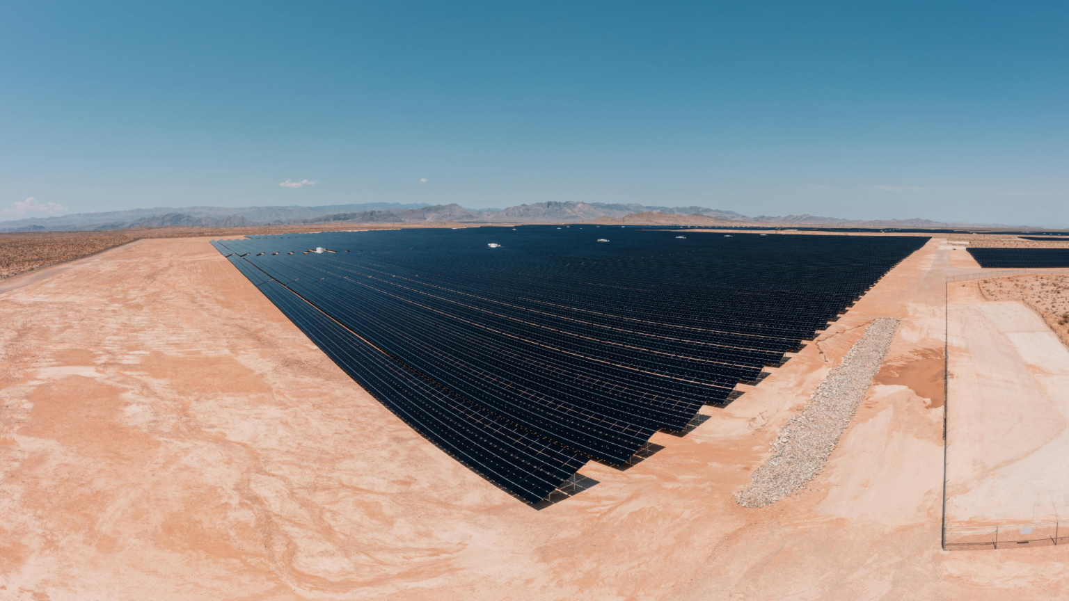 IFC-led lenders back one of Africa’s largest solar storage projects ...